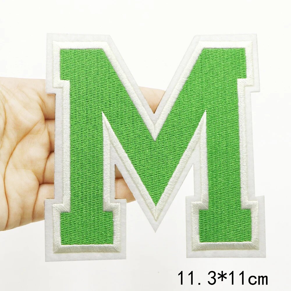 Железные вышитые буквы для ткани A-Z M