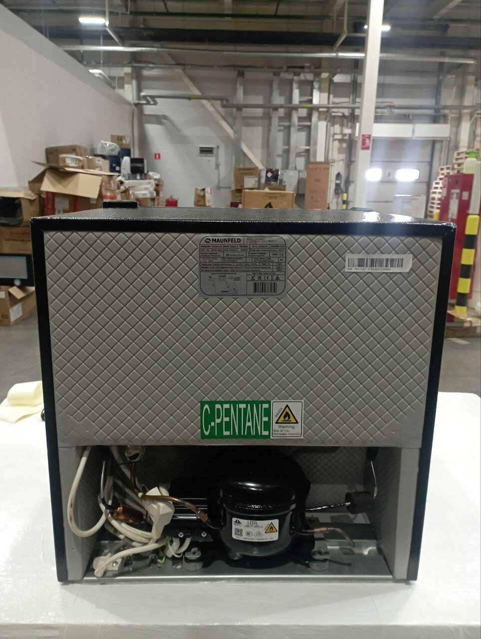 Холодильник MAUNFELD MFF50WD