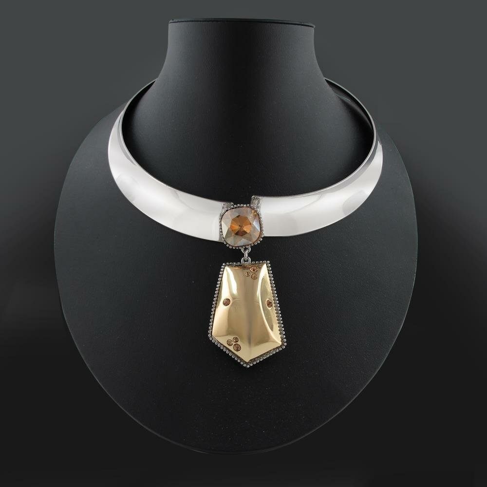 Колье, стекло