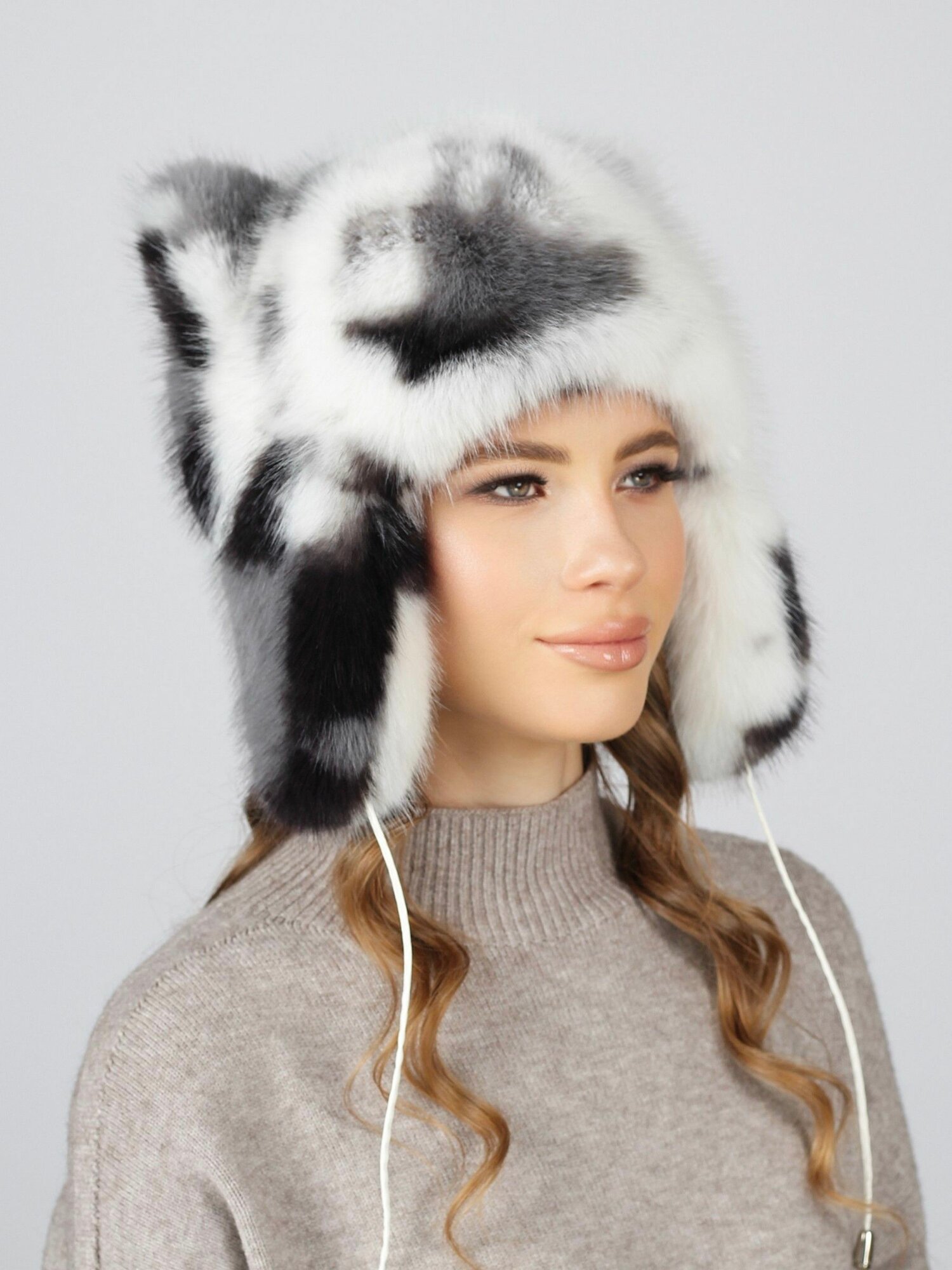 Шапка-ушанка Осень-зима 2025 для женщин