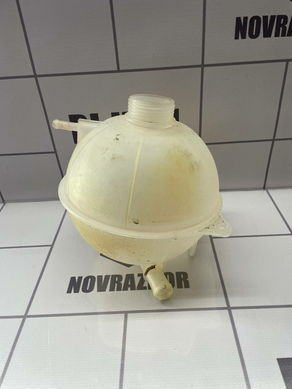 Бачок расширительный LADA VESTA 15-19