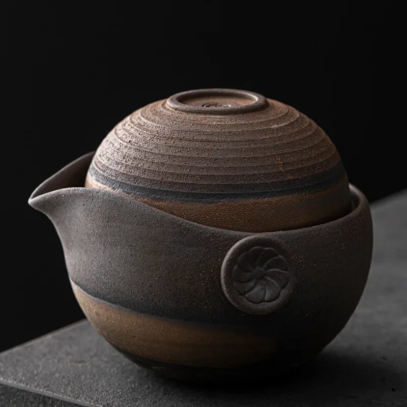 Керамический чайник ручной работы из костяного фарфора style C