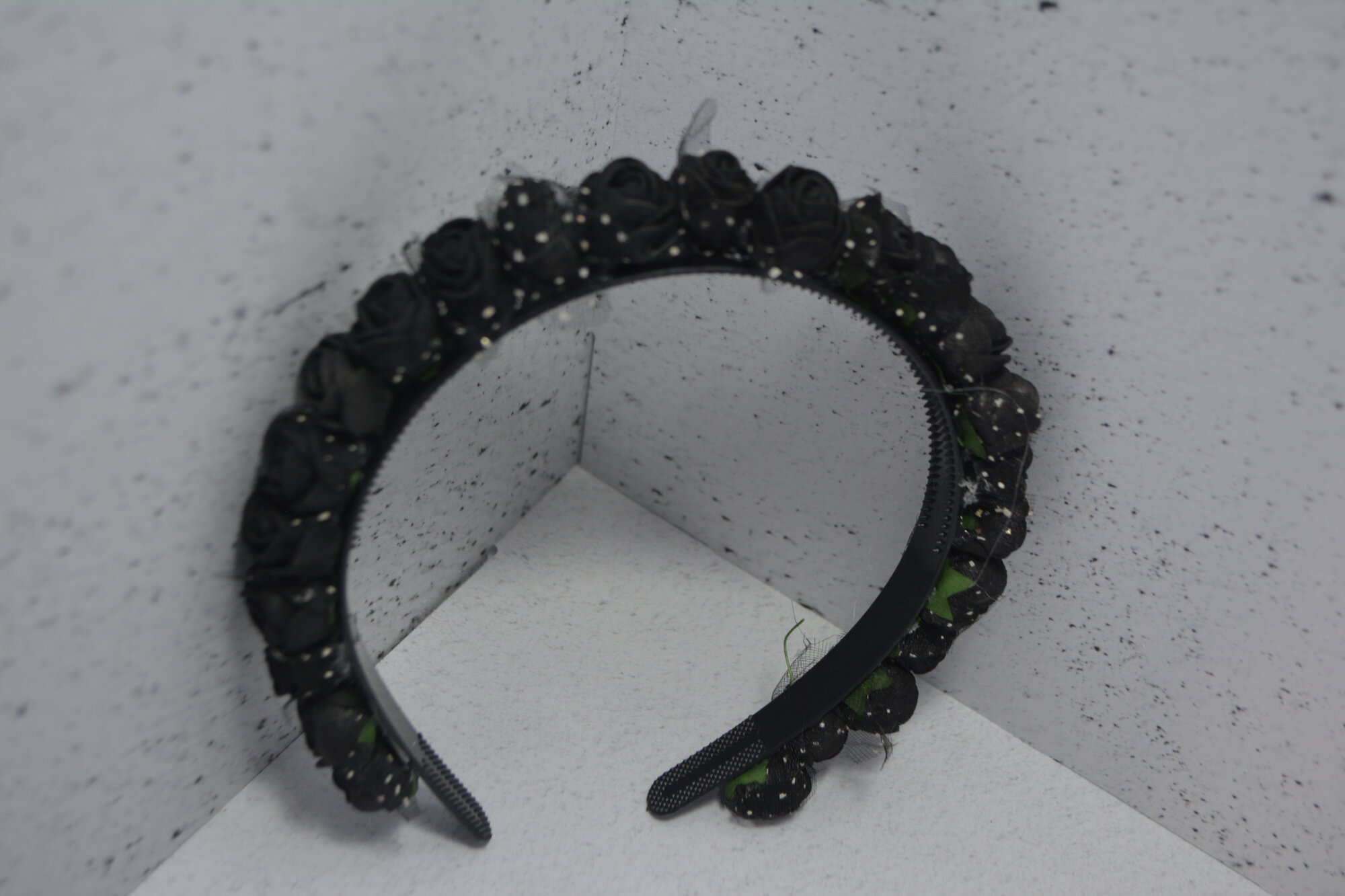 Ободок для девочки с розочками из фоамирана