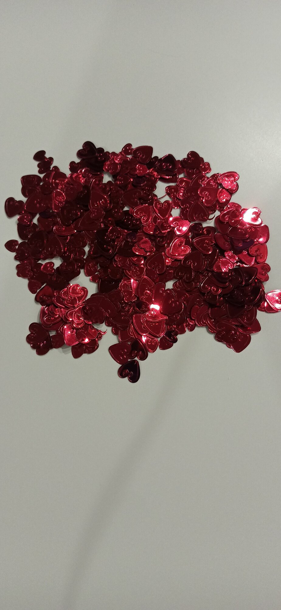 Конфетти 14гр. Сердце с вензелем красные