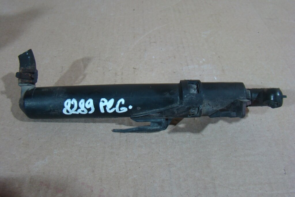 Peugeot 307 Форсунка омывателя фары 6438H3