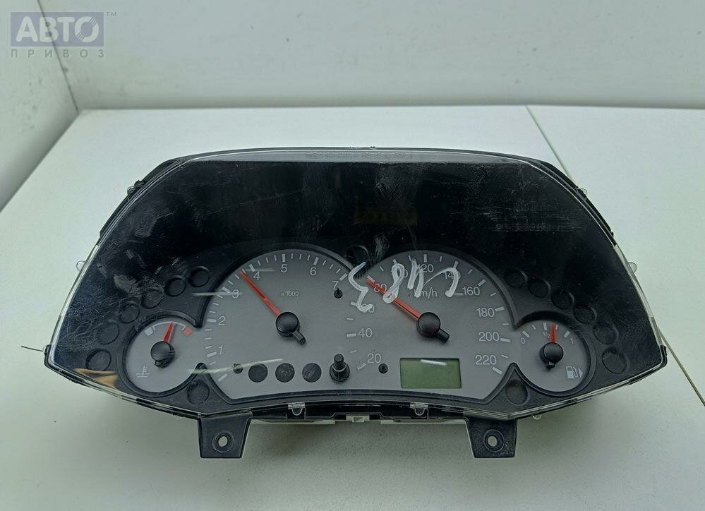 Щиток приборный (панель приборов) Ford Focus 1 (1998-2005)