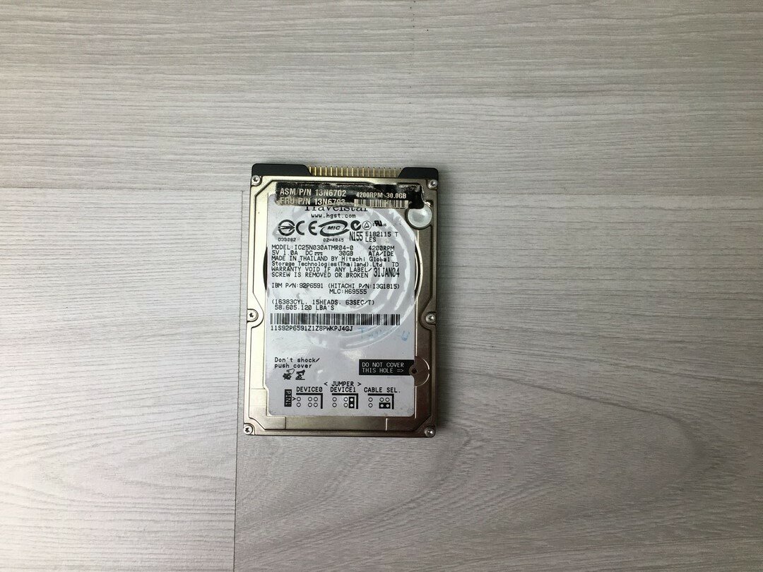 Жесткий диск 2,5" 30 GB Hitachi IC25N030ATMR04-0 IDE
