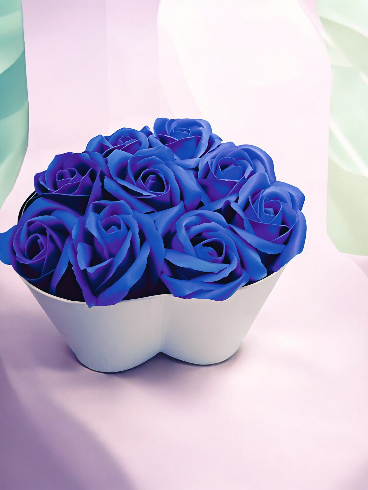 Кашпо "Сердце!", 11 роз, подарочный набор, аромат, в коробке, цвет синий