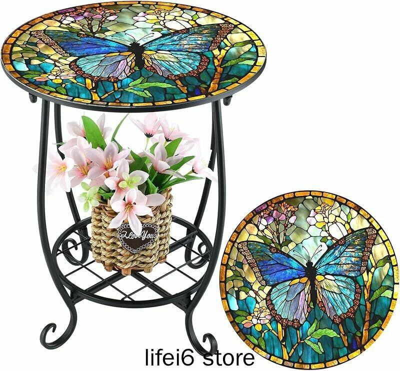 Маленький мозаичный декоративный столик для двора