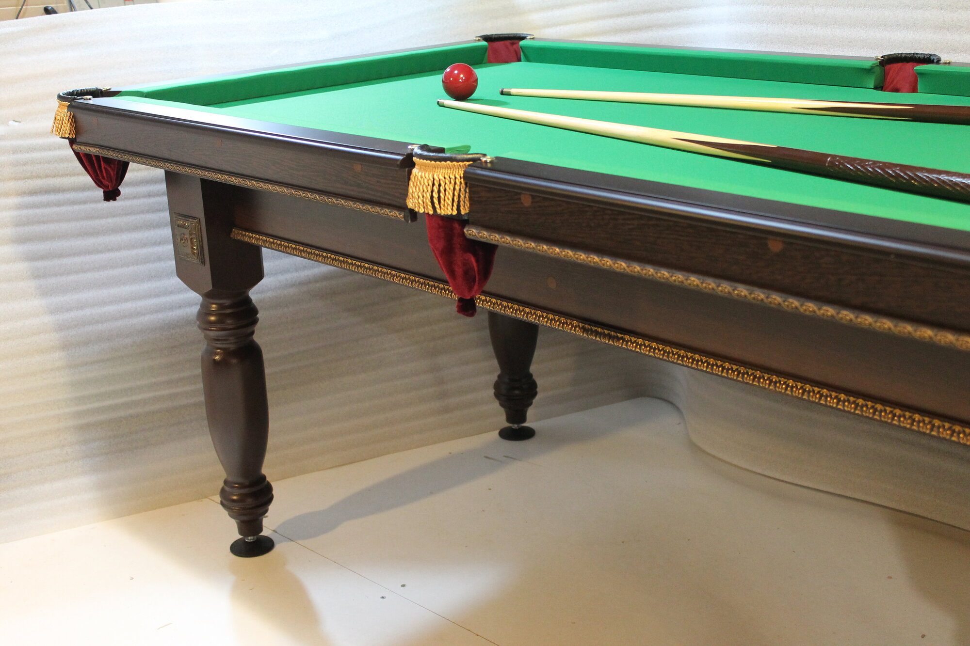 Бильярдный стол "Ферзь" Бигль, 5 футов, береза, шпон дуба и сосна.