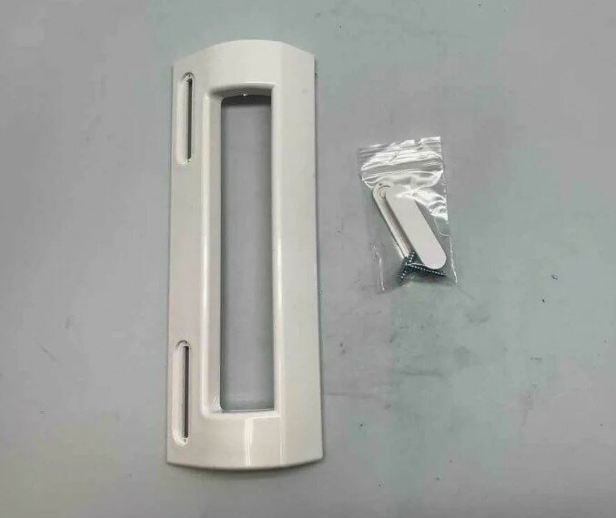 Ручка двери холодильника универсальная. цвет бежевый. L-196 мм.