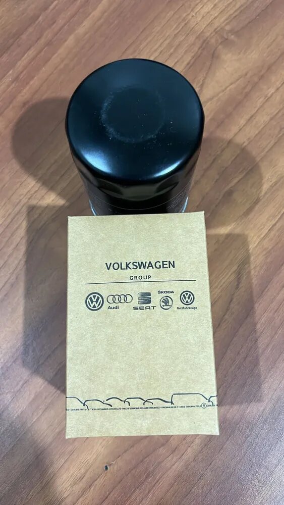 Фильтр масляный 04E115561B Подходит: Polo Sedan, Rapid, Yeti, Octavia A7/A8, Fabia 3, Tiguan, Golf 6-8, Caddy 4-5 — фото 1