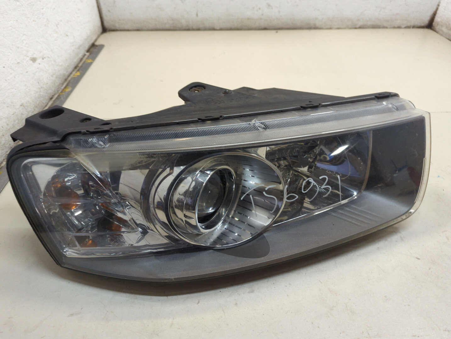 Фара (передняя) правая Chevrolet Captiva Б/У