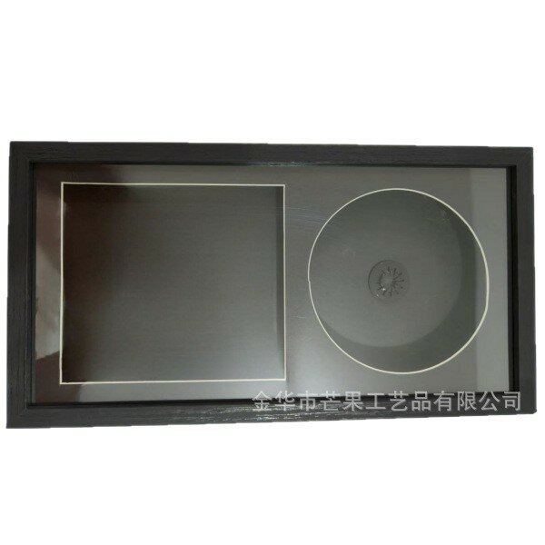 Полая рамка для демонстрации и хранения компакт-дисков, рамка для демонстрации музыки из коллекции альбомов, рамка для демонстрации виниловых пластинок.