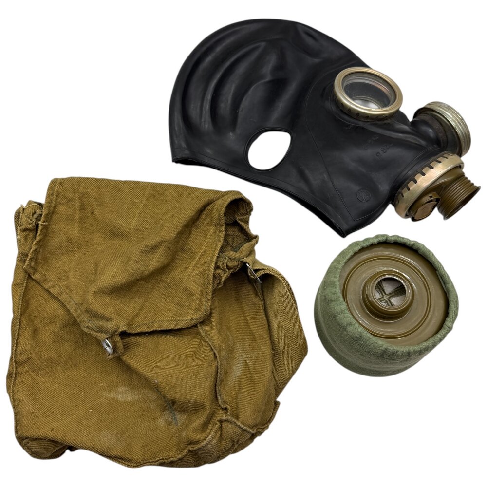 Противогаз "ГП-5М", с сумкой, размер 2У, 1983 г. СССР