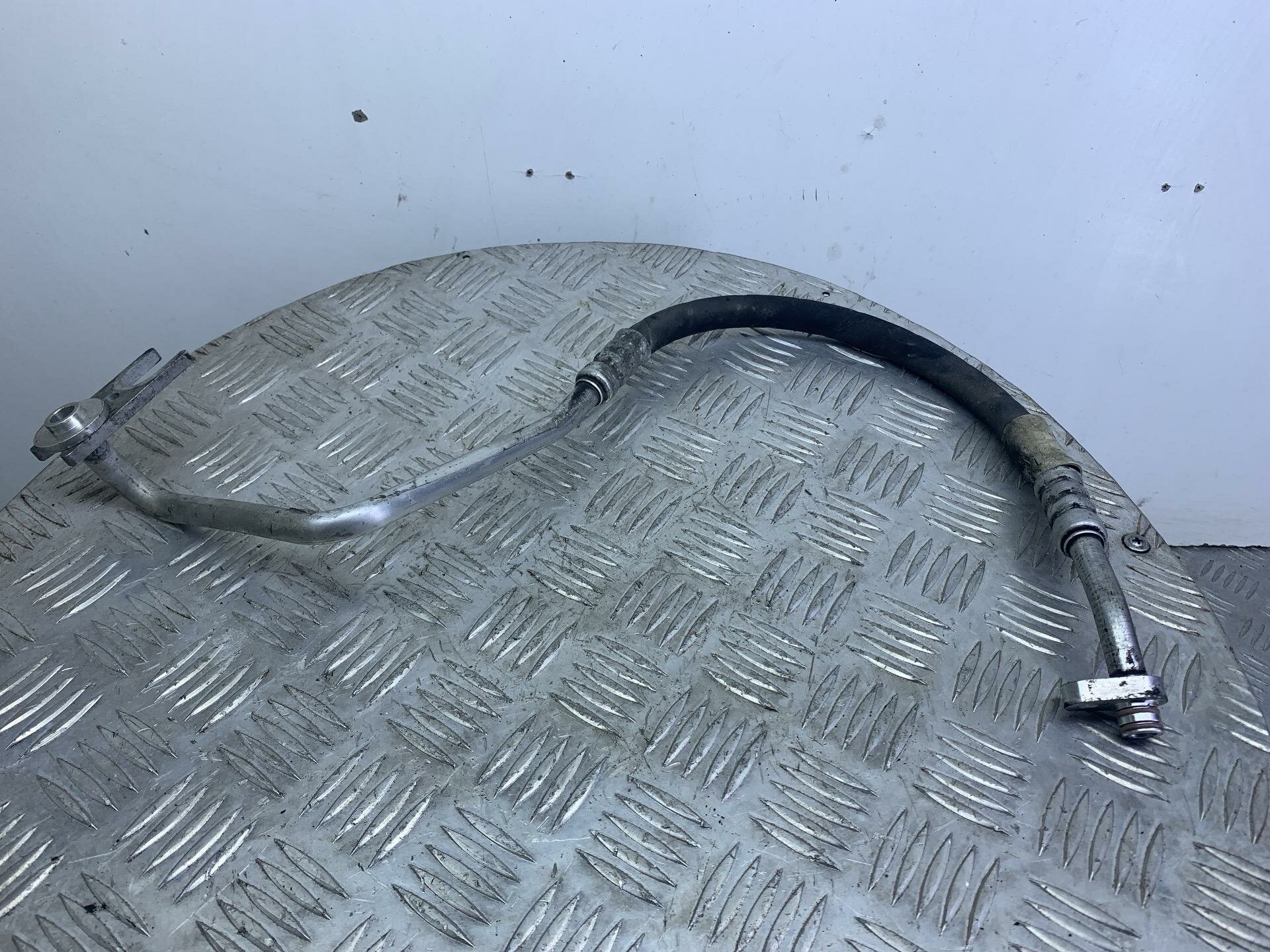 Трубка кондиционера Renault Scenic рест. 2002 7700434386A