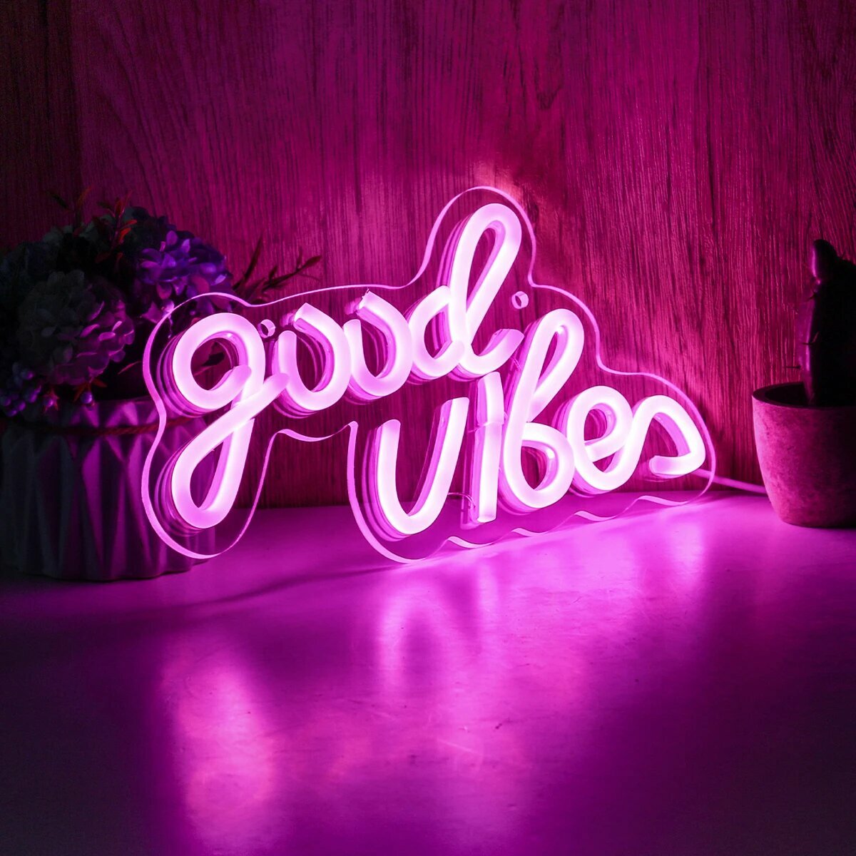 Неоновая вывеска Chi-buy Good vibes USB