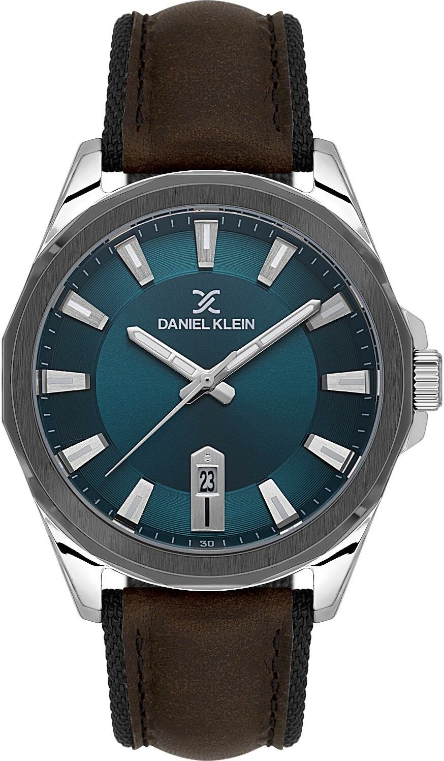  Daniel Klein