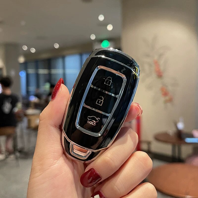 Одиночный чехол для ключа Modern C стиль в черном цвете для Hyundai Elantra 7-го поколения
