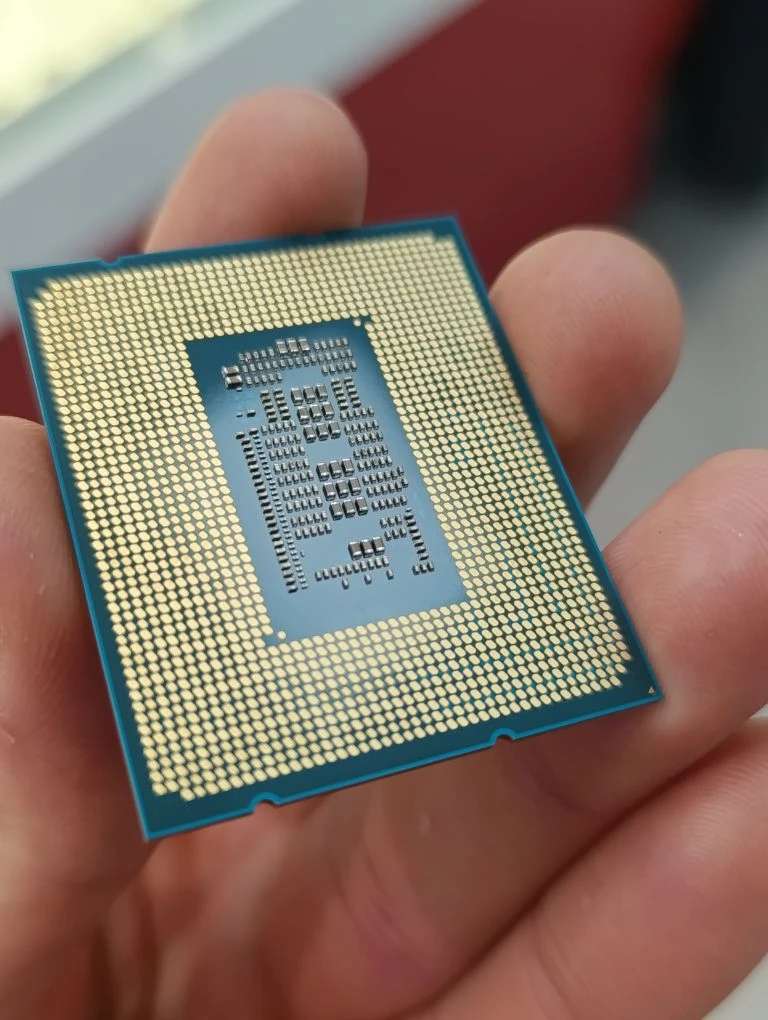 Процессор Intel Core i5 12600KF, Alder Lake, 10 ядер, LGA1700 — фото 1