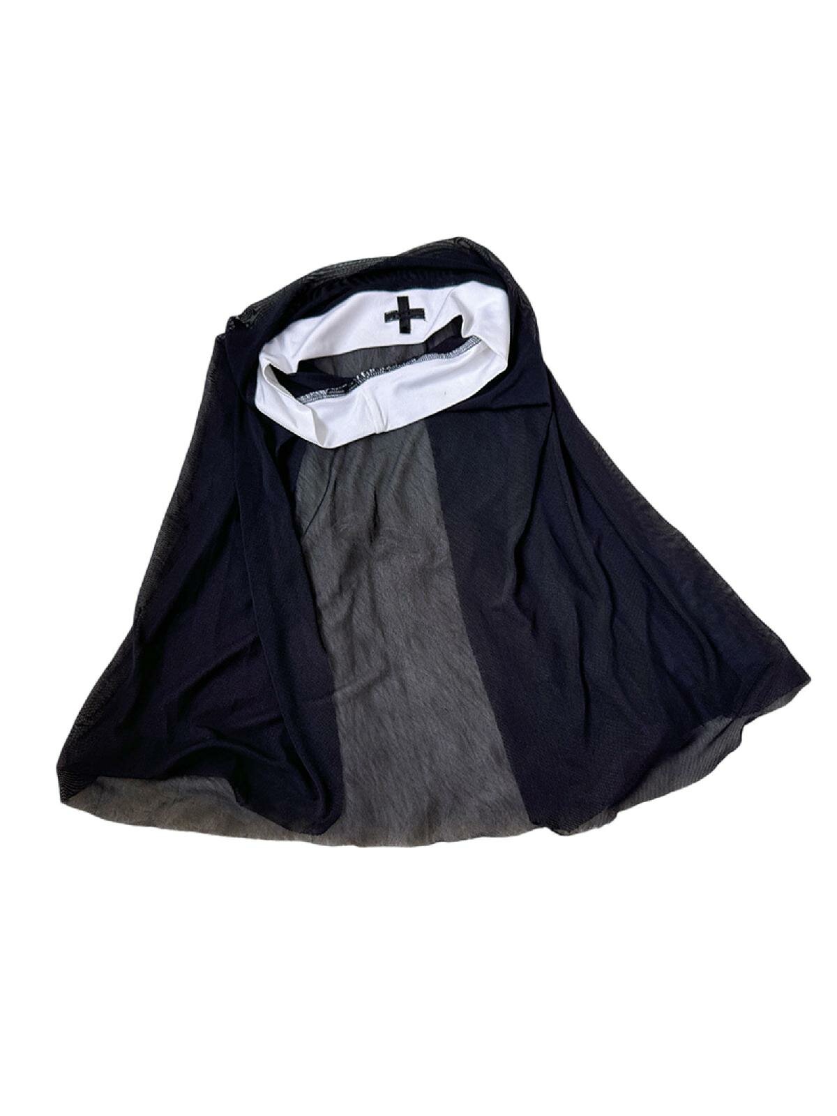 Халат-тюрбан с женским крестом на Хэллоуин в монастыре