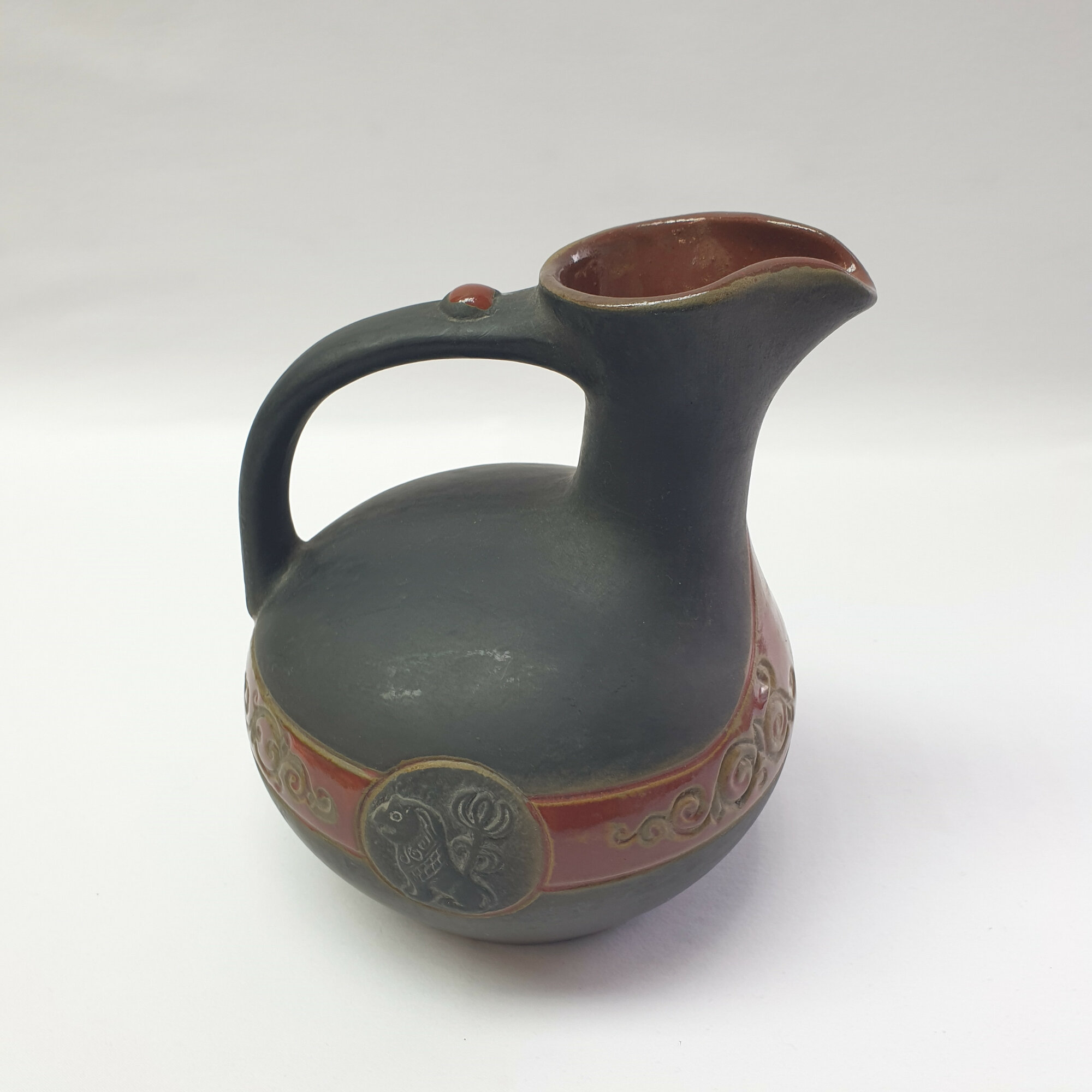 Винтажный кувшин, керамика рельефный декор глазурь 1.35 л, СССР