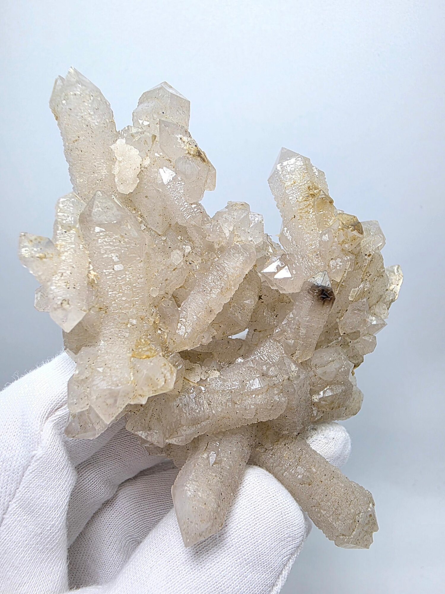 Друза кварца 107 мм, 125 г.