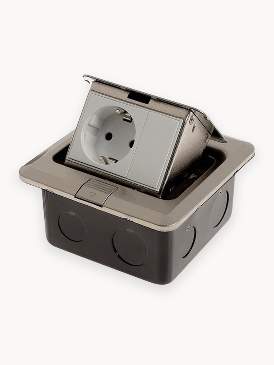 Розетка Сима-ленд, выдвижная, с заземлением, 16А, серебристая