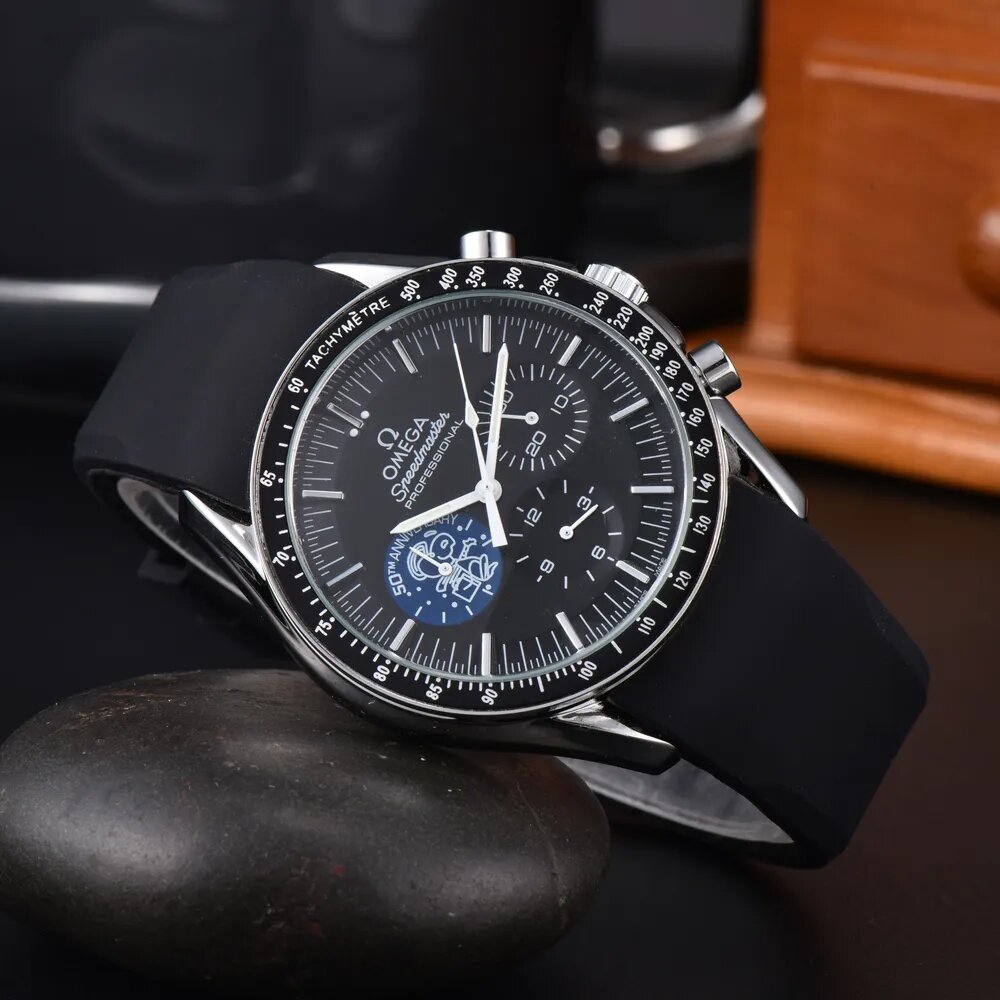 OMEGA Часы наручные Кварцевые