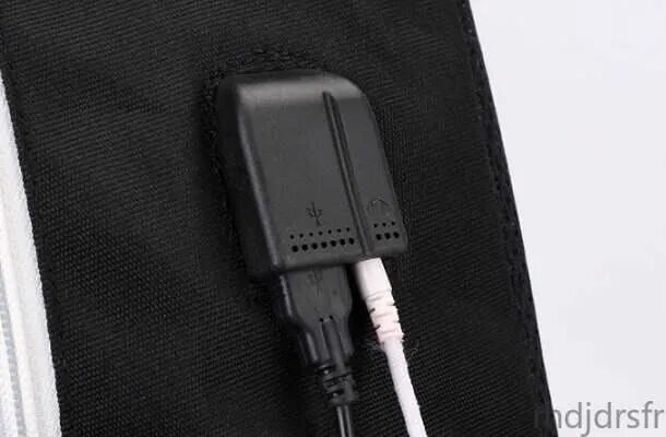 Рюкзак Totoro (Totoro) школьный черный, для девочек и мальчиков, с USB входом, 45x31x18 см — фото 1