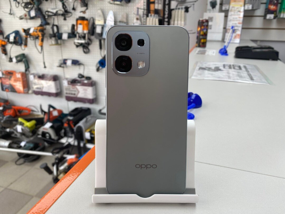 Смартфон OPPO A6 Pro 5G NFC Dimensity 7300 6,57 дюйма 7000 мАч 120Гц IP69 8/256 ГБ, серый, б/у, уценка