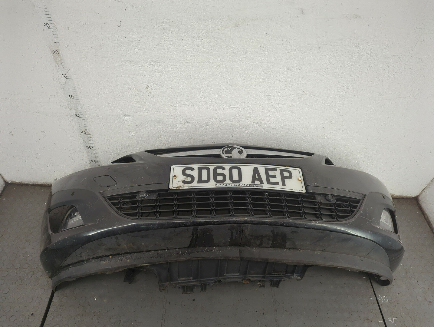 Бампер передний Opel Astra J Б/У