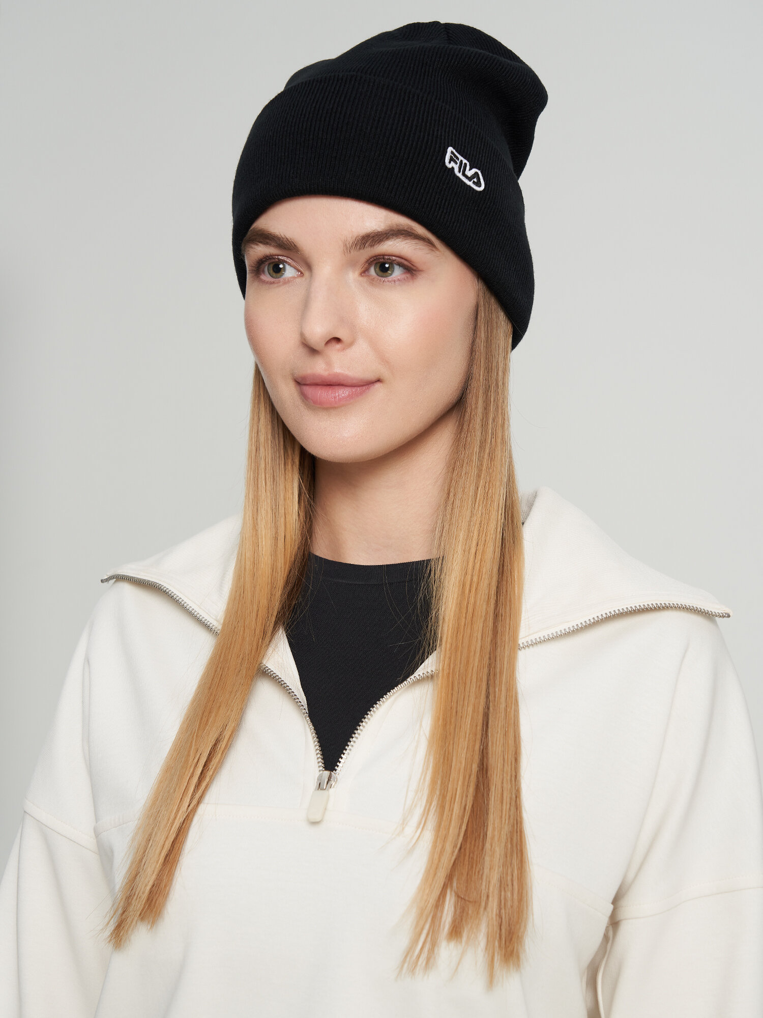 Шапка Fila для мужчин и женщин, размер one size, черный — фото 1