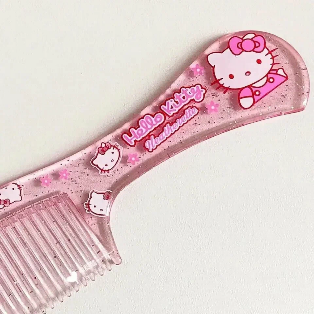 Hello Kitty гребень MINISO, Легкий и удобный в использовании, приятный на вид.