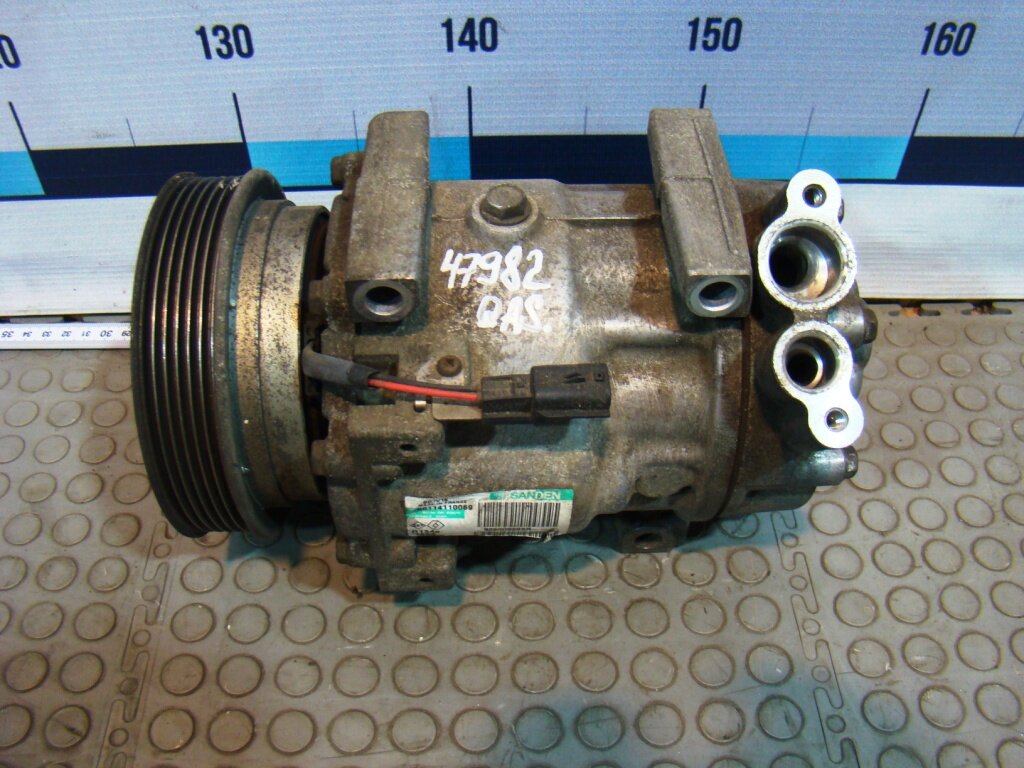 Nissan Qashqai J10 Компрессор кондиционера 1.5 K9K 2763000Q3J