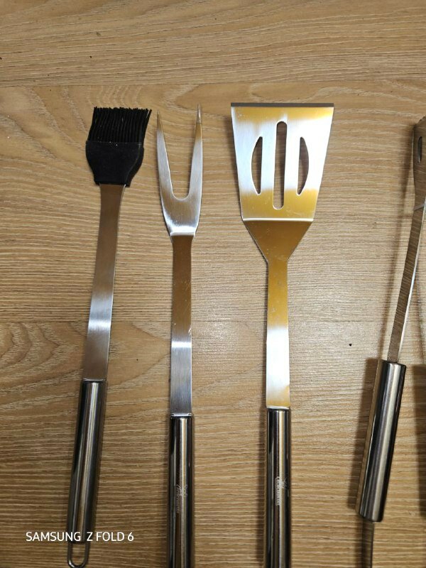 Набор для барбекю и гриля/ для шашлыка/ для дачи и пикника/ для мангала/ серебристый, предмета 4 штуки