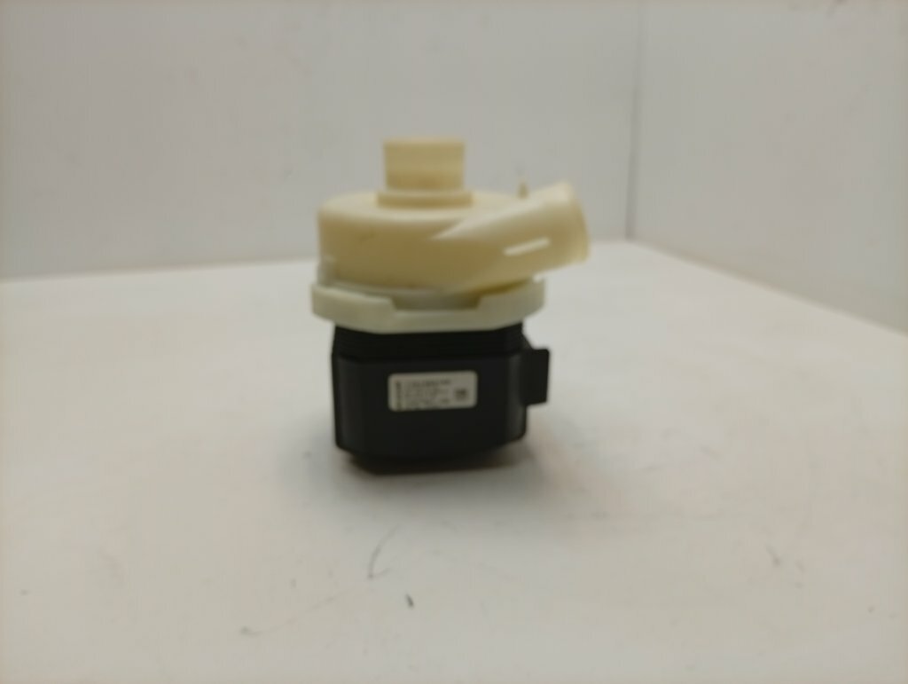 DIS5831 ктп4 Циркуляционный насос посудомоечной машины Beko 1761600100 б/у