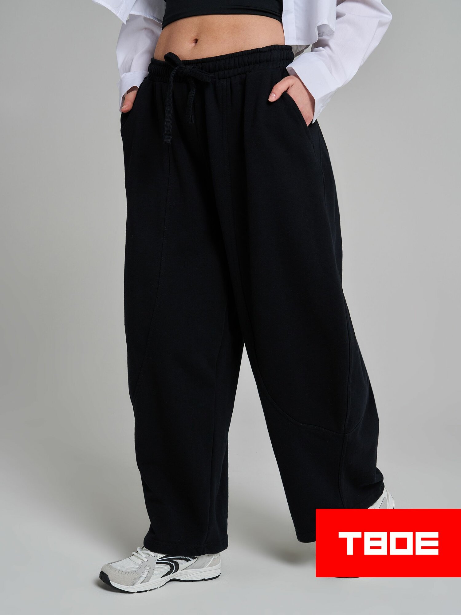 Брюки спортивные