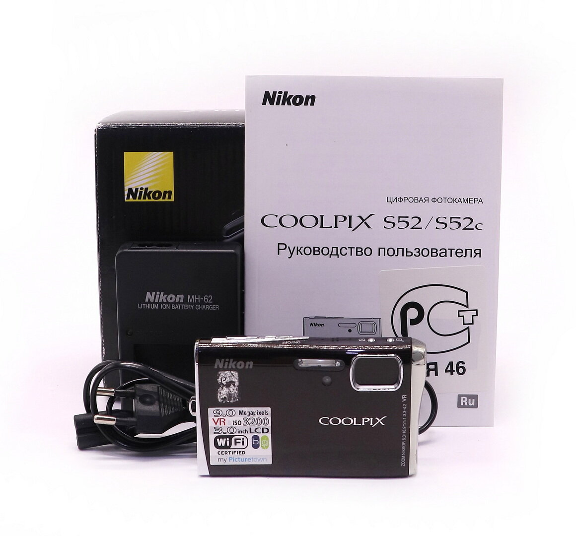 Цифровой фотоаппарат Nikon Coolpix S52c в упаковке