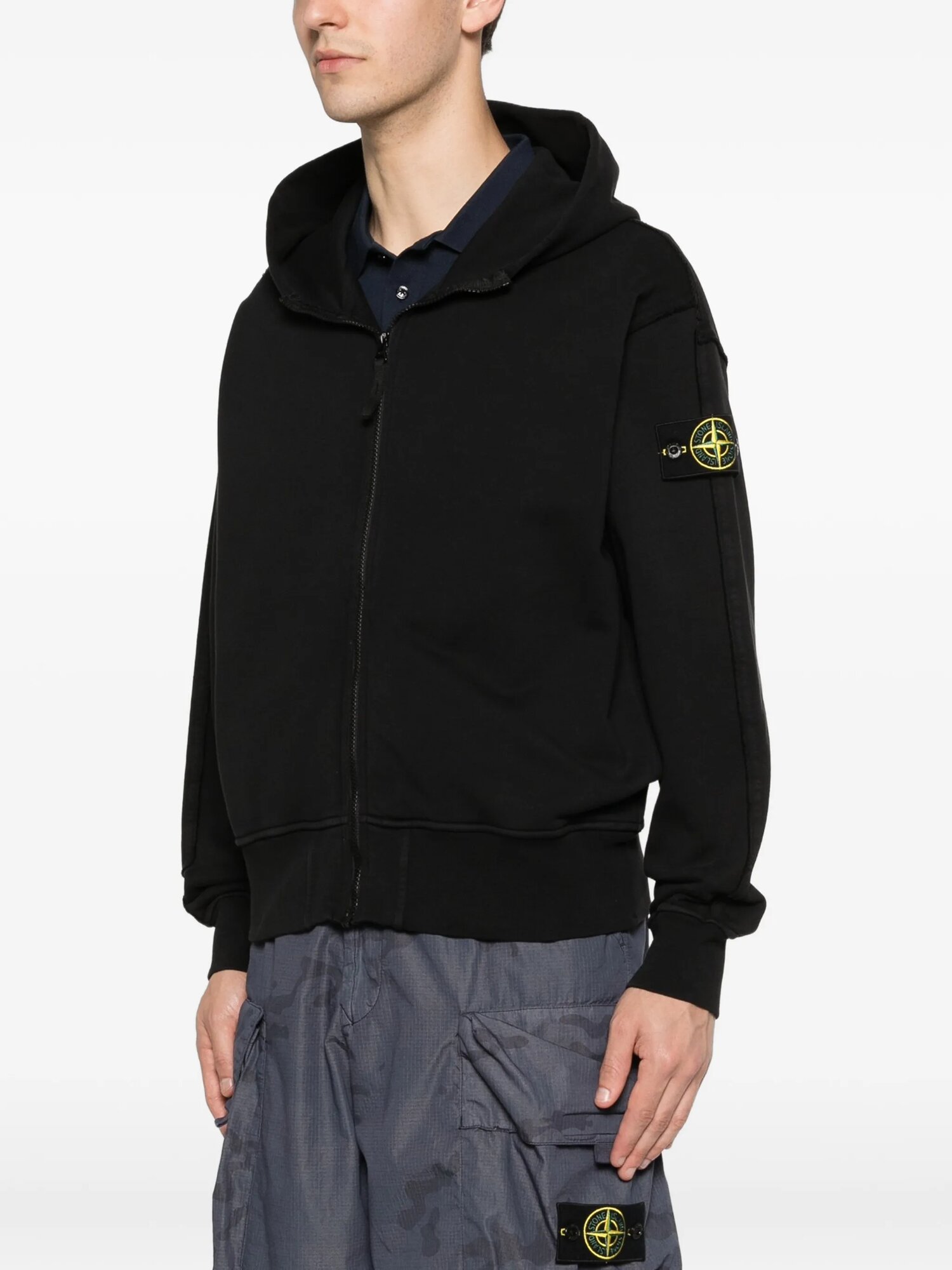 Худи Stone Island Logo-patch zip-up hoodie, размер 2XL, , black/black — фото 1
