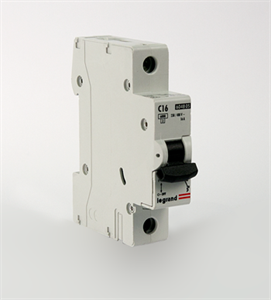 Legrand (Легранд) Автоматический выключатель TX3 - 6 кА 1П 25А тип C 404030