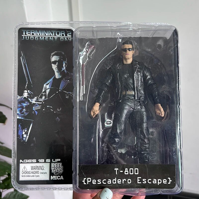 Коллекционная фигурка Терминатор T-800 T-1000 Эндоскелет Bandai 7 видов 18 см Черный, D with box