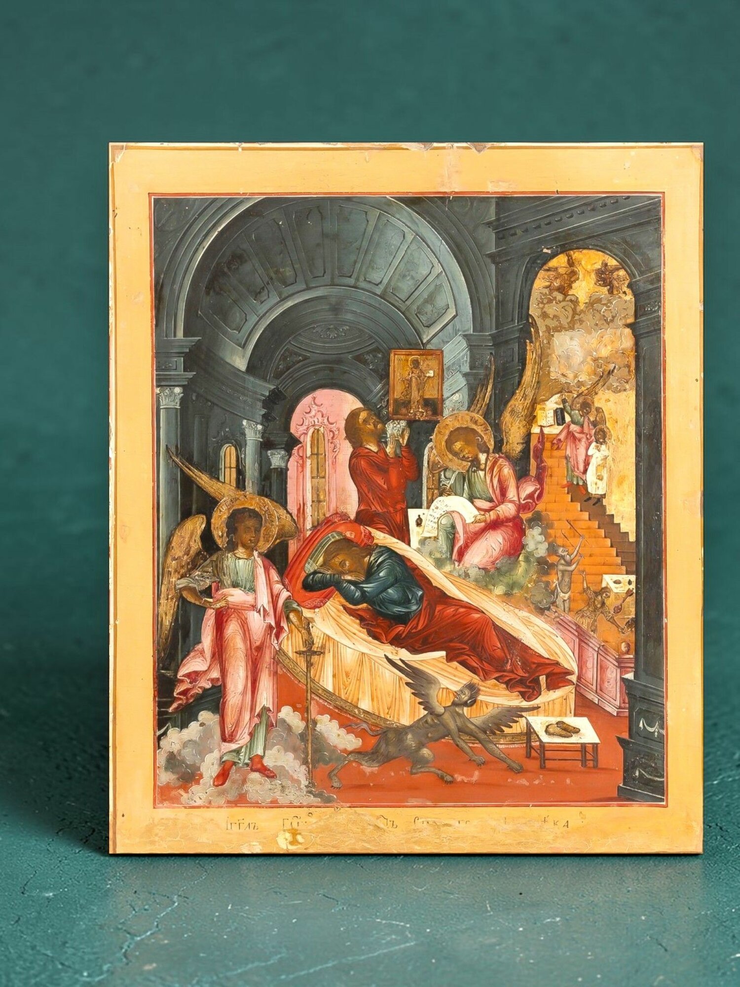 Ангел Хранитель оберегает спящего человека - деревянная икона на левкасе 13 см