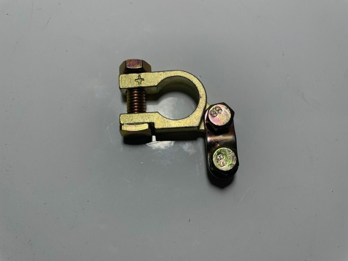 Клемма АКБ (+) латунь