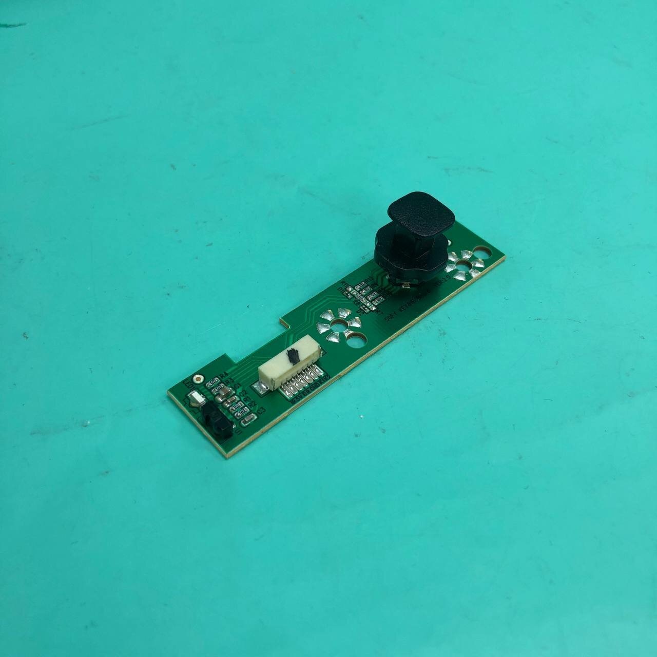 Кнопка джойсти ик датчик 50FY VER:2.0 261501010440 Blaupunkt 50UN265T