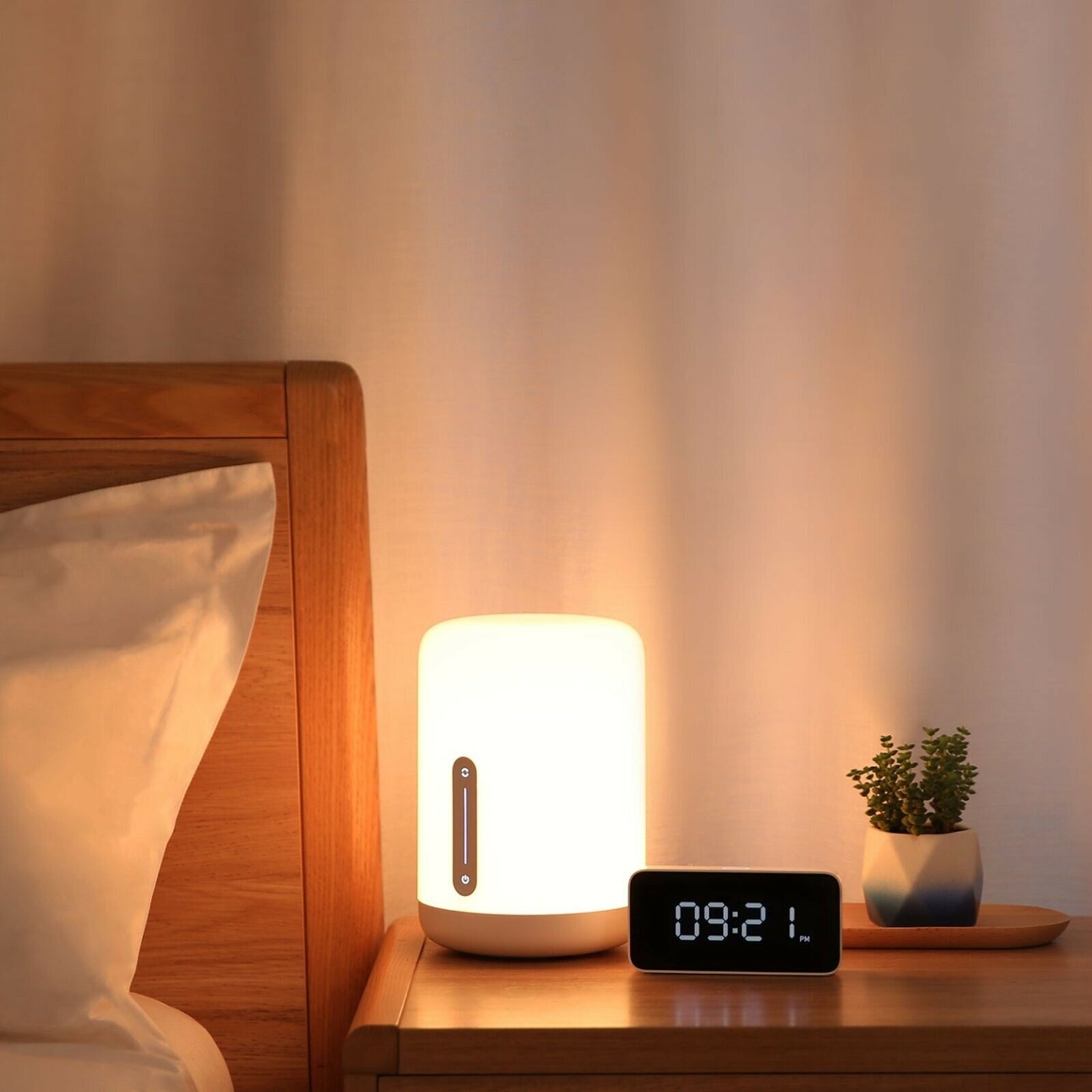 Умный светильник Xiaomi Mi Bedside Lamp 2 настольный(Mijia APP+алиса)