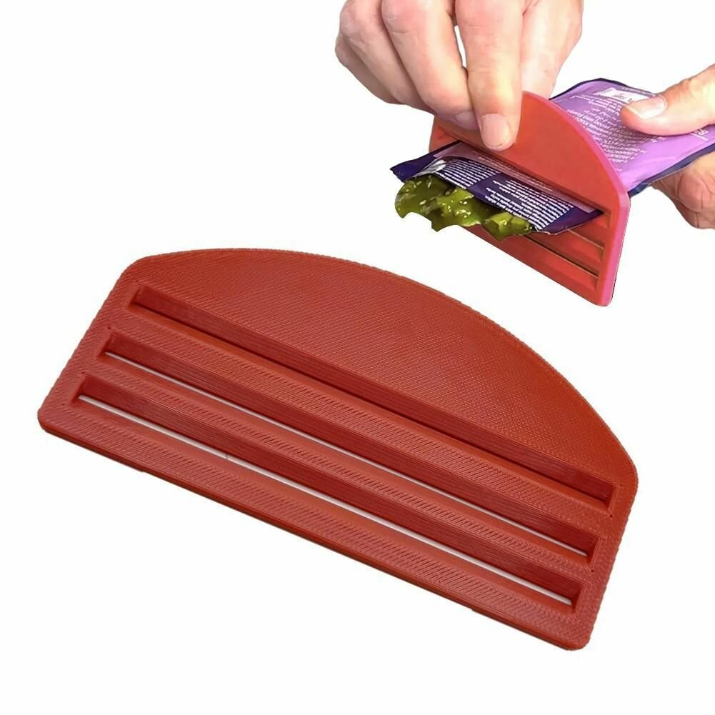 Пресс-дозатор для влажного корма , выжималка паучей кошек и собак