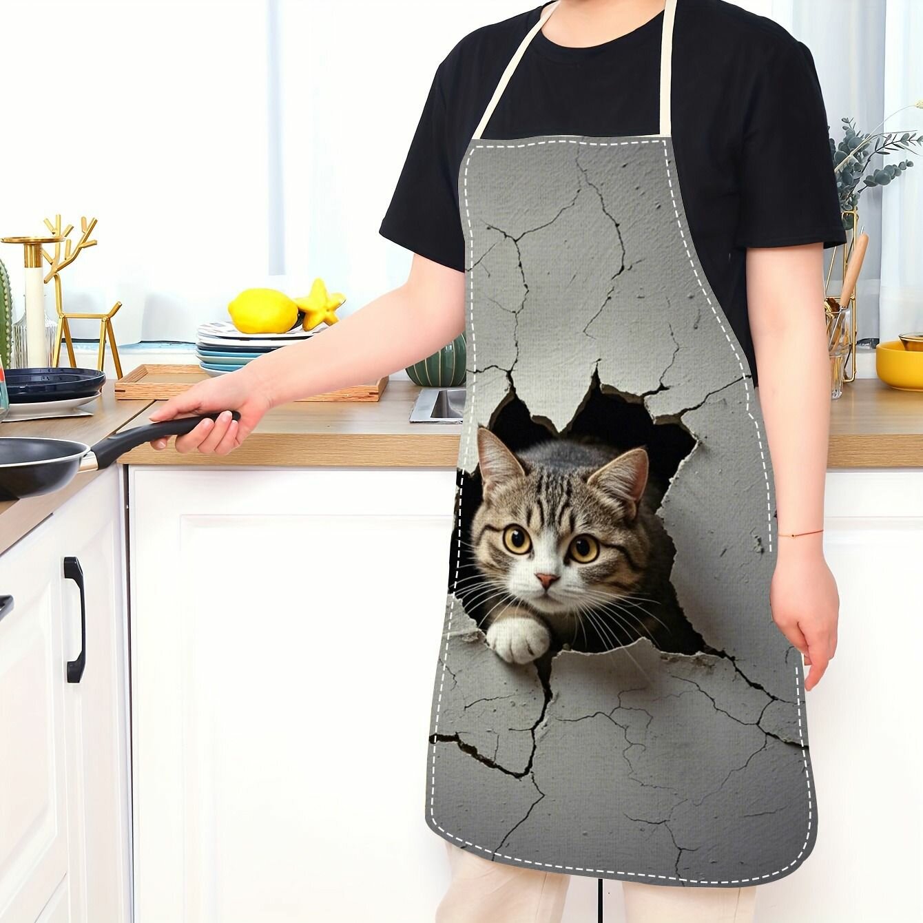 Фартук кухонный женский Милый кролик в фартуке с яйцами: милый маленький охранник на кухне