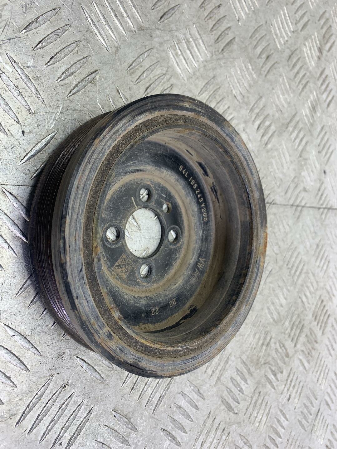 Шкив коленвала Volkswagen Caddy 5 2022 04L105243
