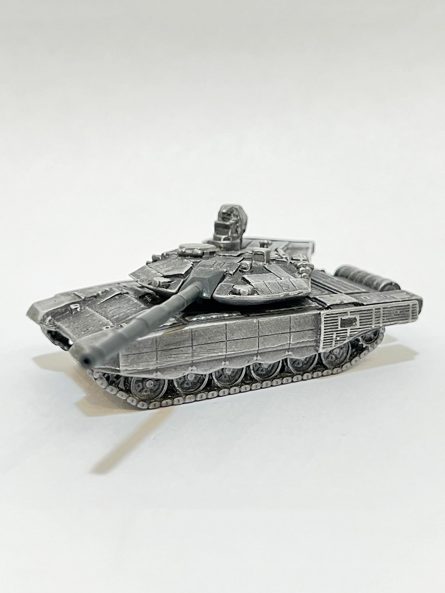 BroneMir Модель танка Танк-90 МС из металла без подставки (1:100)
